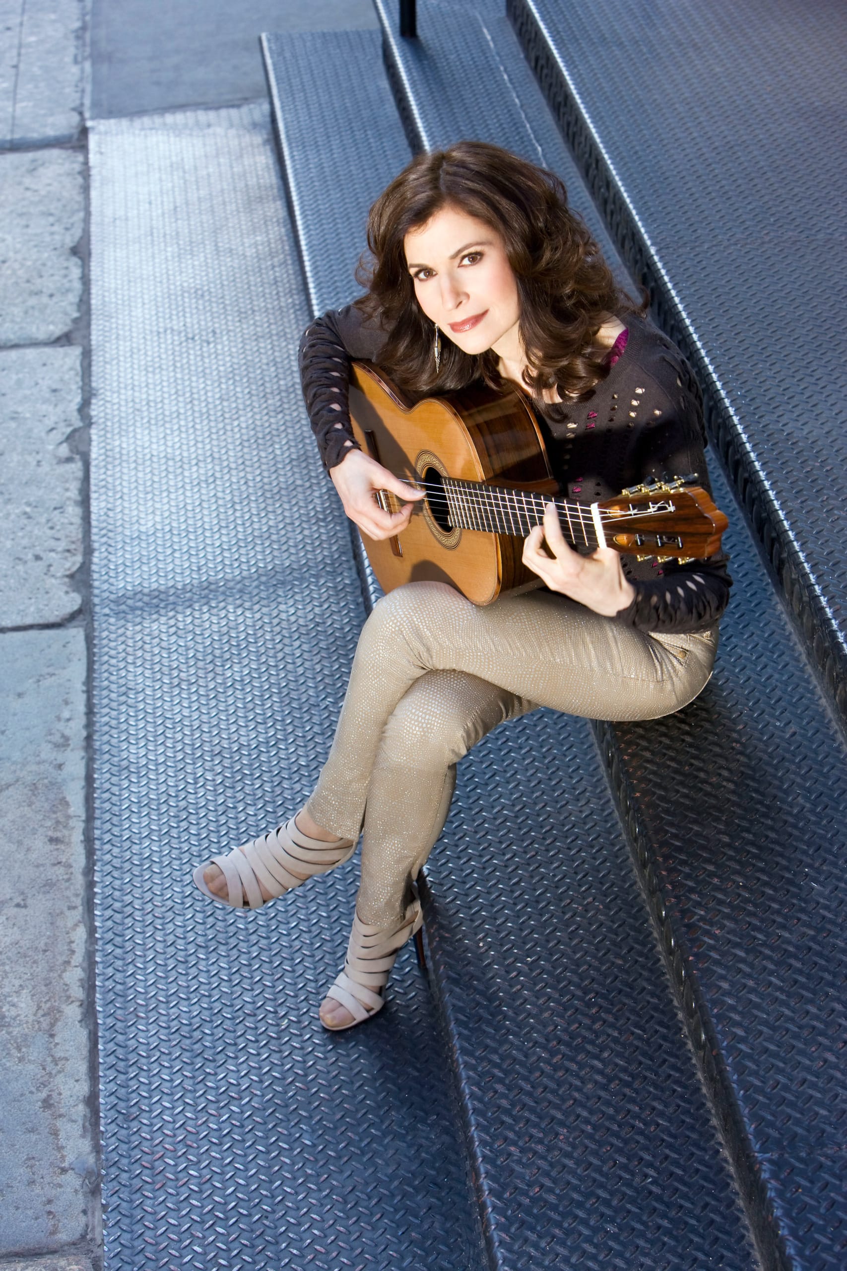 Sharon Isbin – Indianapolis Chamber Orchestra